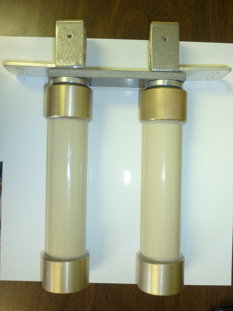 High Voltage 60 Amp J-Plug 2 Terminal Jack - Kintronic Laboratories, Inc.